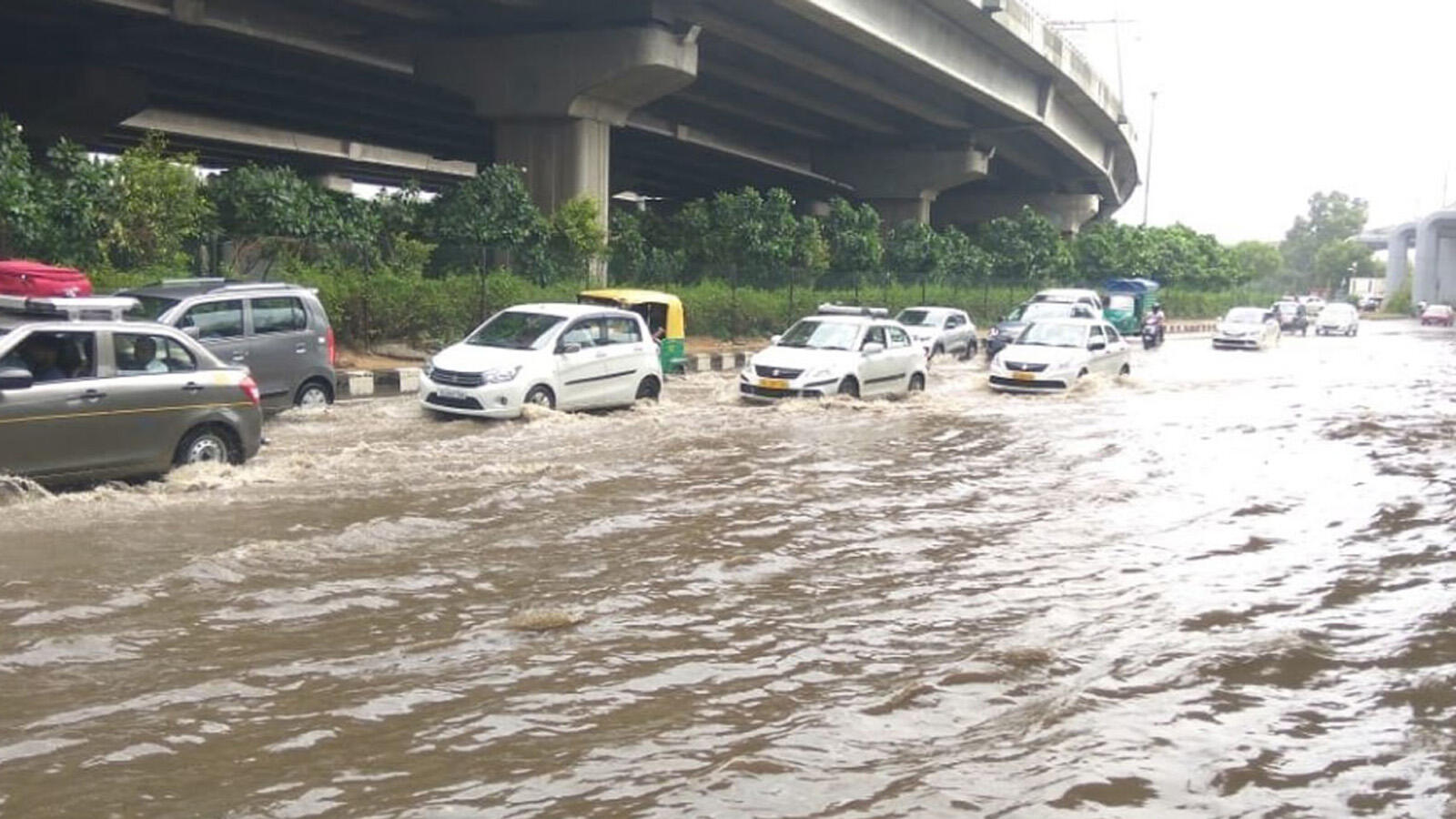 Rain causes waterlogging in Delhi, triggers traffic jams