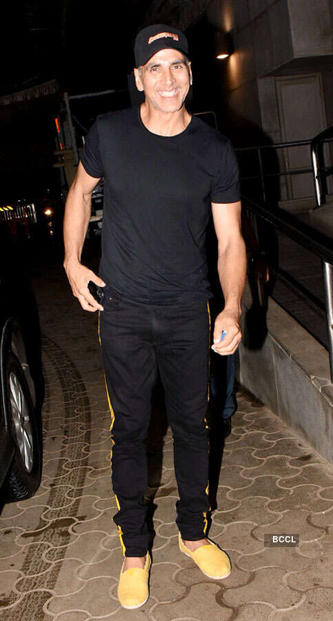 Khandaani Shafakhana: Screening- The Etimes Photogallery Page 8