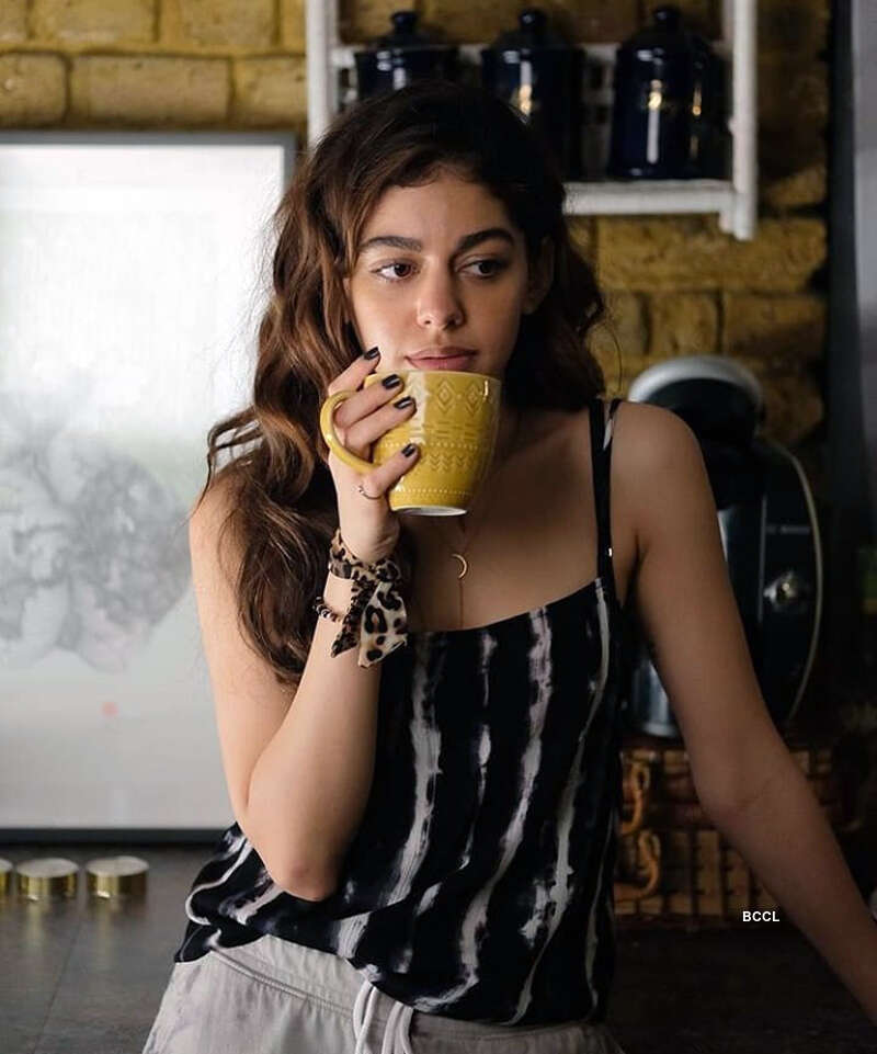 Bewitching pictures of Pooja Bedi’s daughter Alaya Furniturewalla you ... Bewitching pictures of Pooja Bedi’s daughter Alaya Furniturewalla you ...
