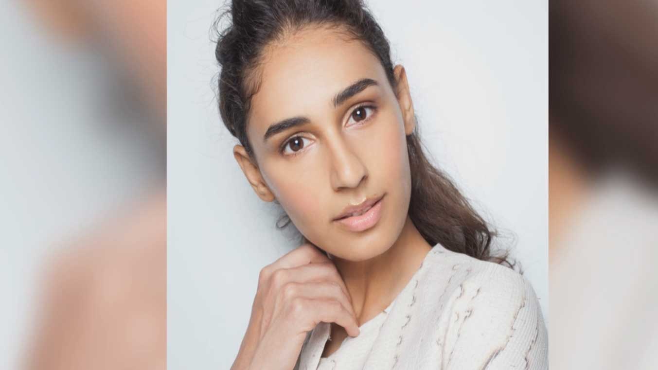 Quick ways to achieve a glamourous look for the festive season
