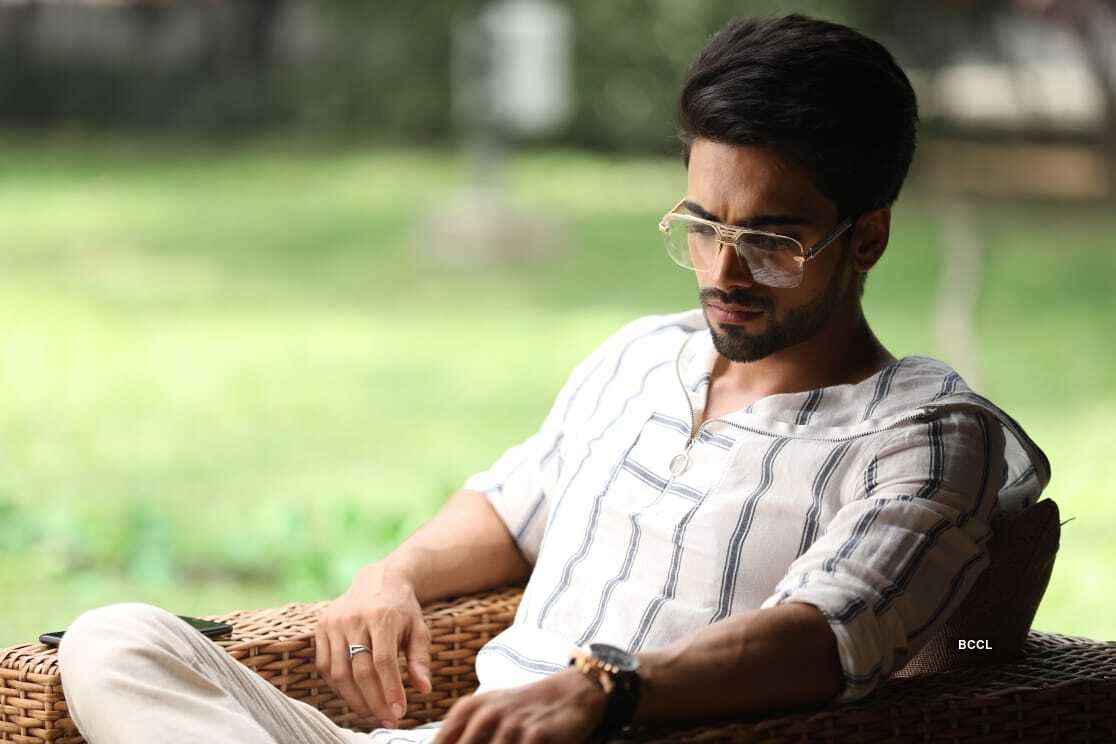 Actor Aakash Ahuja nailed it as a 'baddie' in 'Pal Pal Dil Ke Pass ...