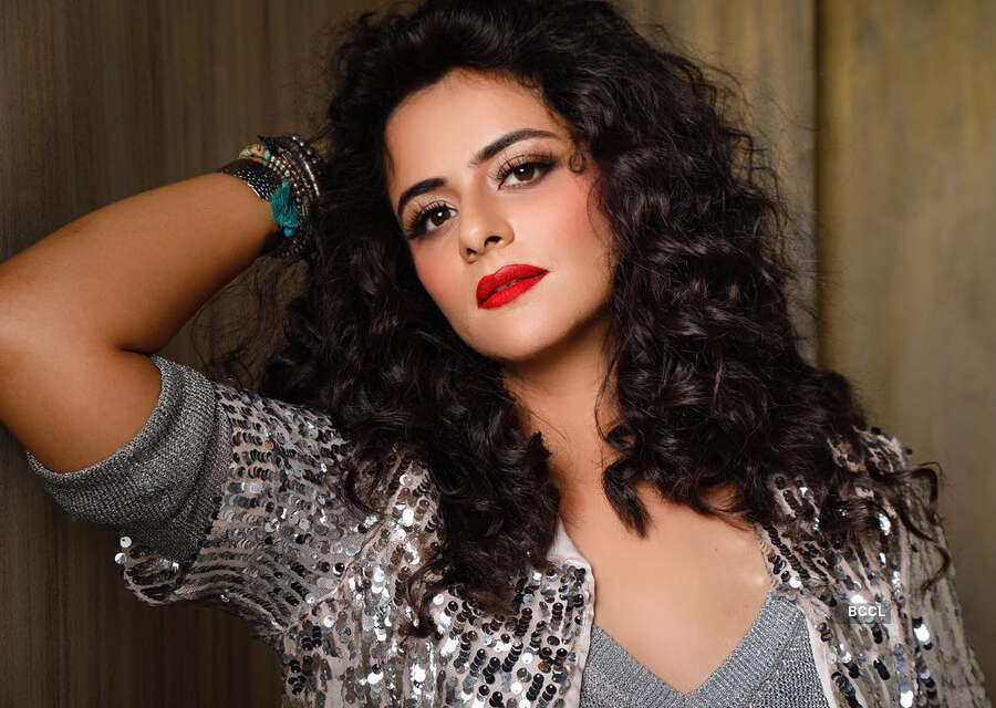 Athlete and actress Prachi Tehlan shares her first PDA picture with ...