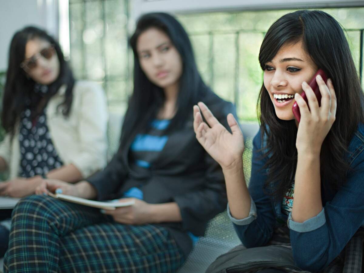 These are 5 silly traits that make people like you less