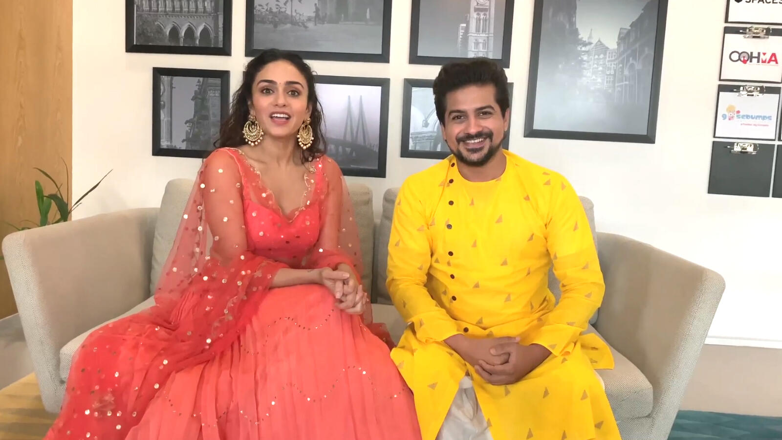 Amruta Khanvilkar and Pushkar Jog to share the screen for the first ...