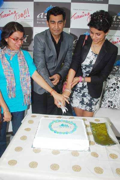 Gul Panag during Asmi Christmas event at Atria Mall in Mumbai ...