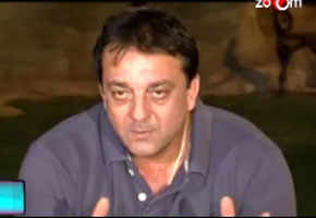 Sanjay gets abusive over 'No Problem'