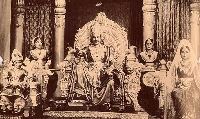 Dheeren Ramkumar nostalgic on Rajkumar's shoot pictures | Kannada Movie ...