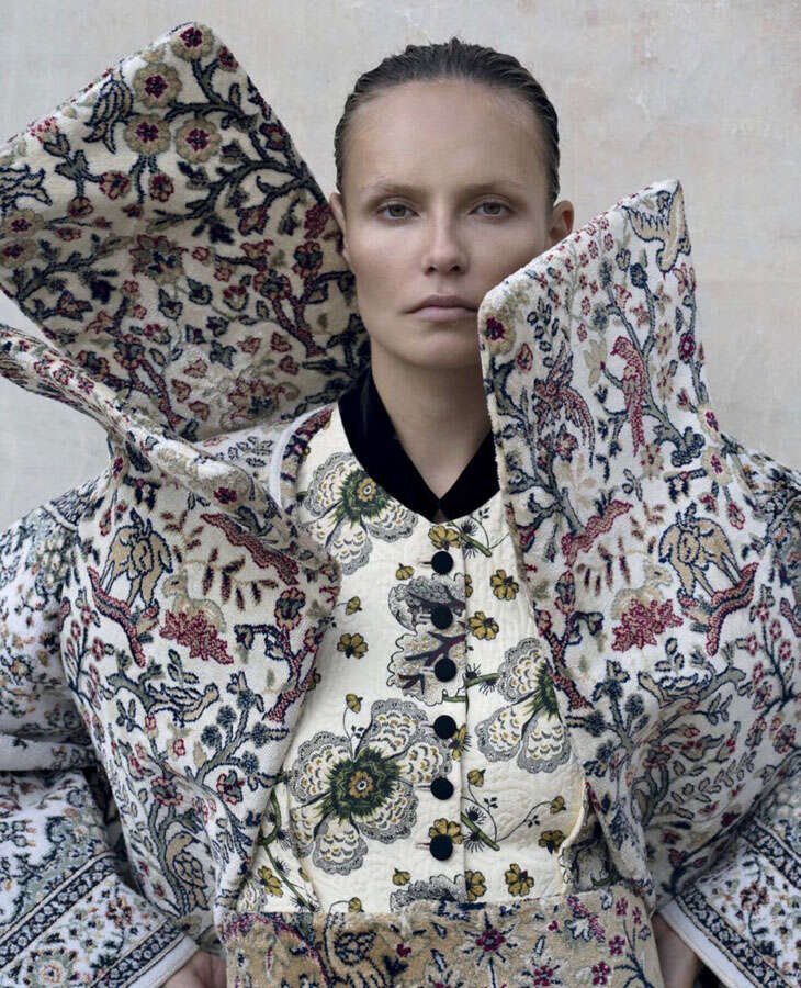 Russian beauty Natasha Poly known for her theatrical moves during the ...
