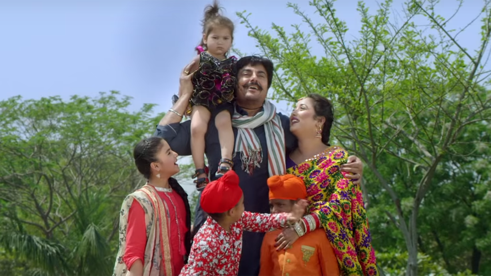 Aasra Movie: Showtimes, Review, Songs, Trailer, Posters, News & Videos ...