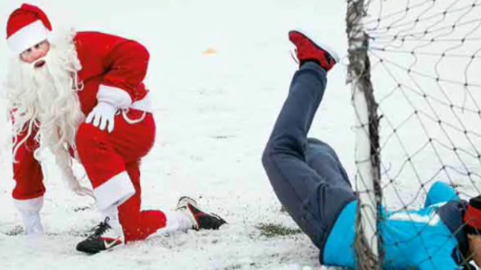 Look, Santa's making fun appearances around the globe!