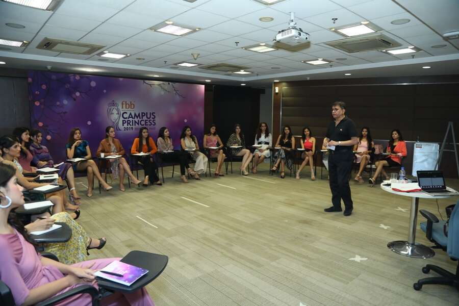 fbb Campus Princess 2019: Oral Care Session by Dr. Sandesh Mayekar