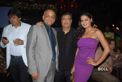 Ishq Becktor (L) during Ashmit Patel's birthday bash held at Veda in ...