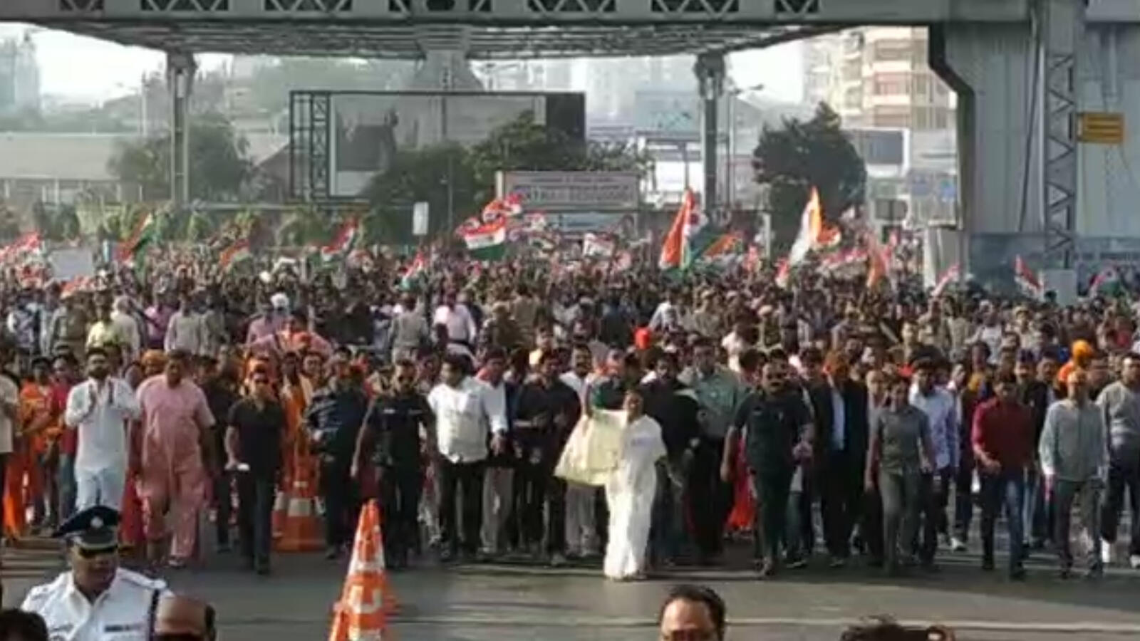 West Bengal CM Mamata Banerjee leads protest march against CAA at Howrah