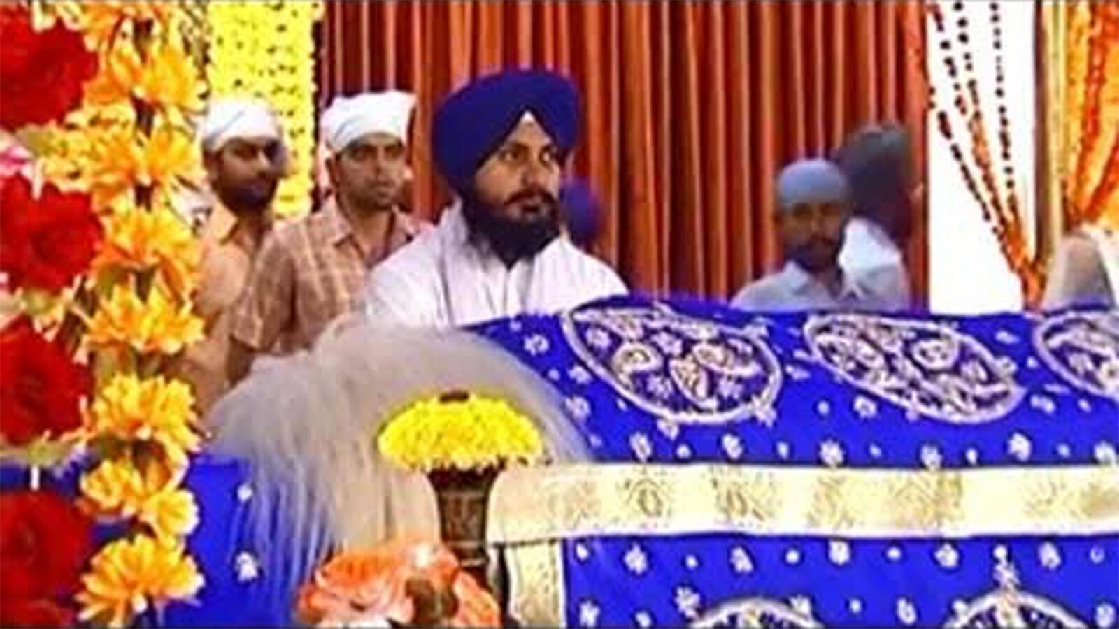 Shabad Gurbani: Punjabi Devotional And Spiritual Song 'Sun Shabad ...