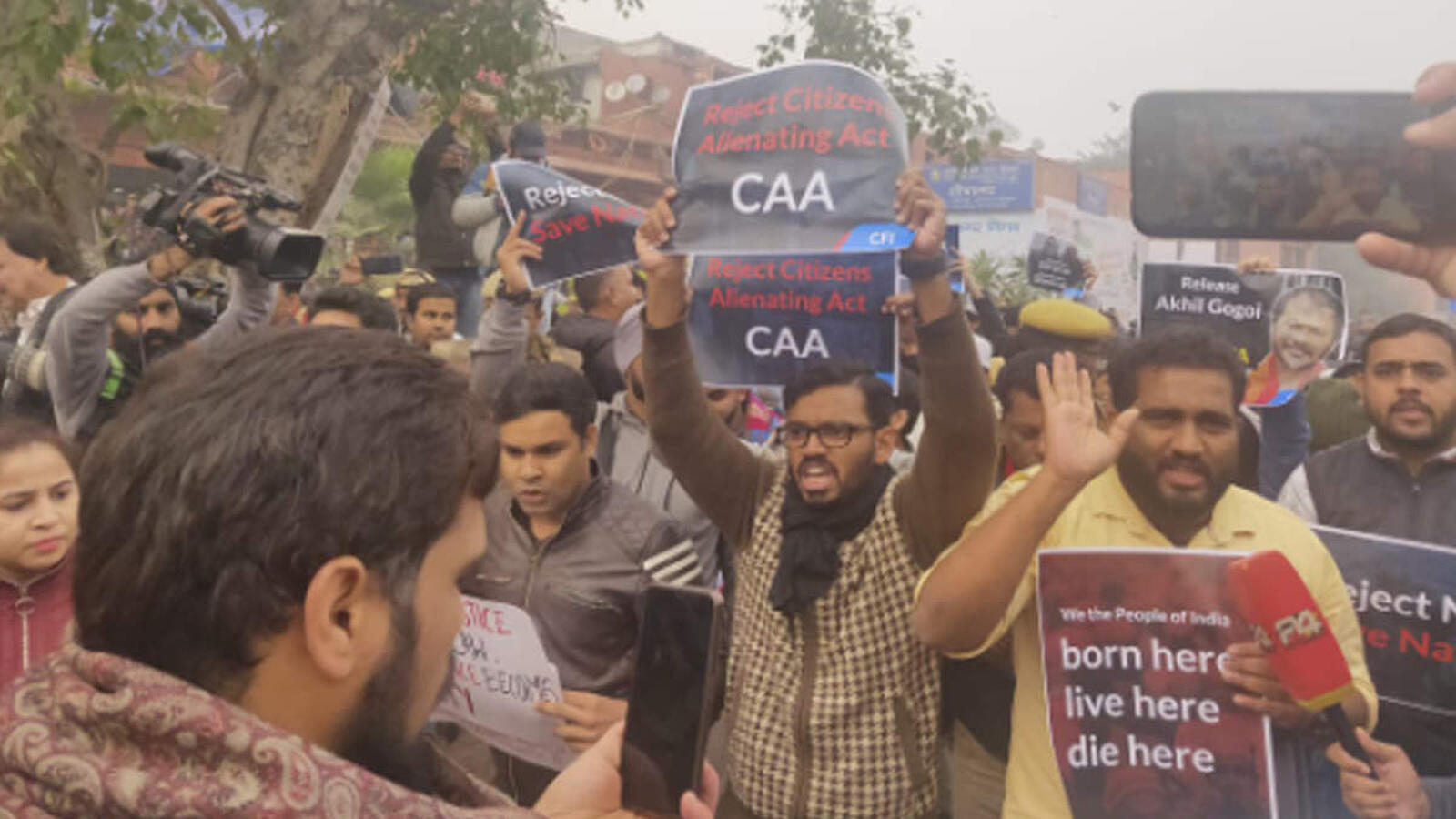 Can state assume that all protests will turn violent, Karnataka HC asks ...