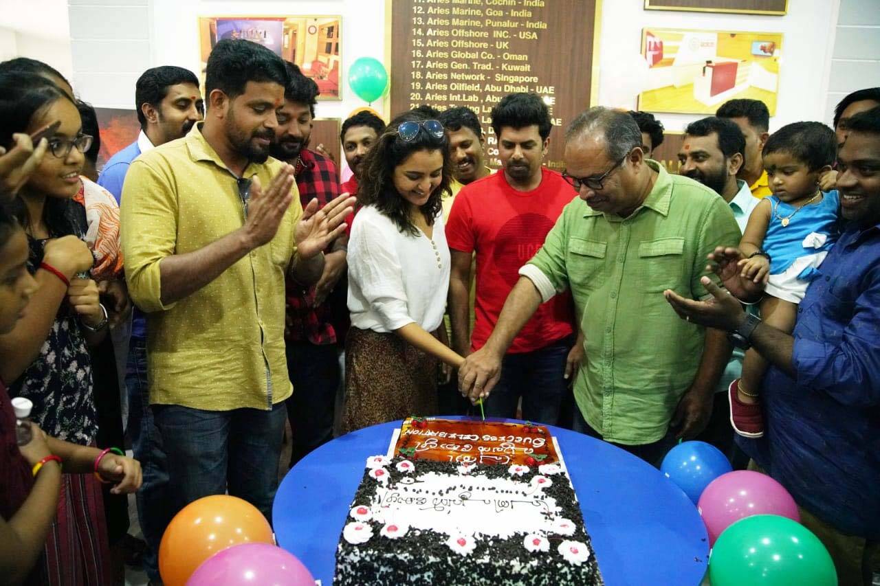 Prathi Poovan Kozhi's sucess celebration held at Thiruvananthapuram ...