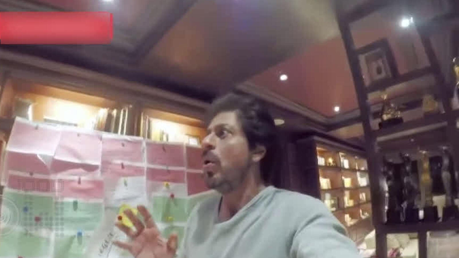 Major throwback! Shah Rukh Khan shows inside view of Mannat, talks with ... Major throwback! Shah Rukh Khan shows inside view of Mannat, talks with ...
