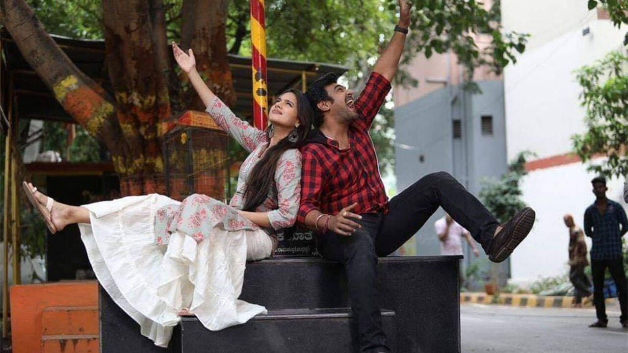 Khakii Movie User Reviews & Ratings | Khakii (2020) | Times Of India