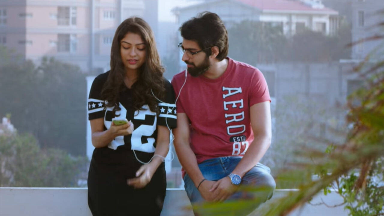 Choosi Choodangaane Movie: Showtimes, Review, Songs, Trailer, Posters ...
