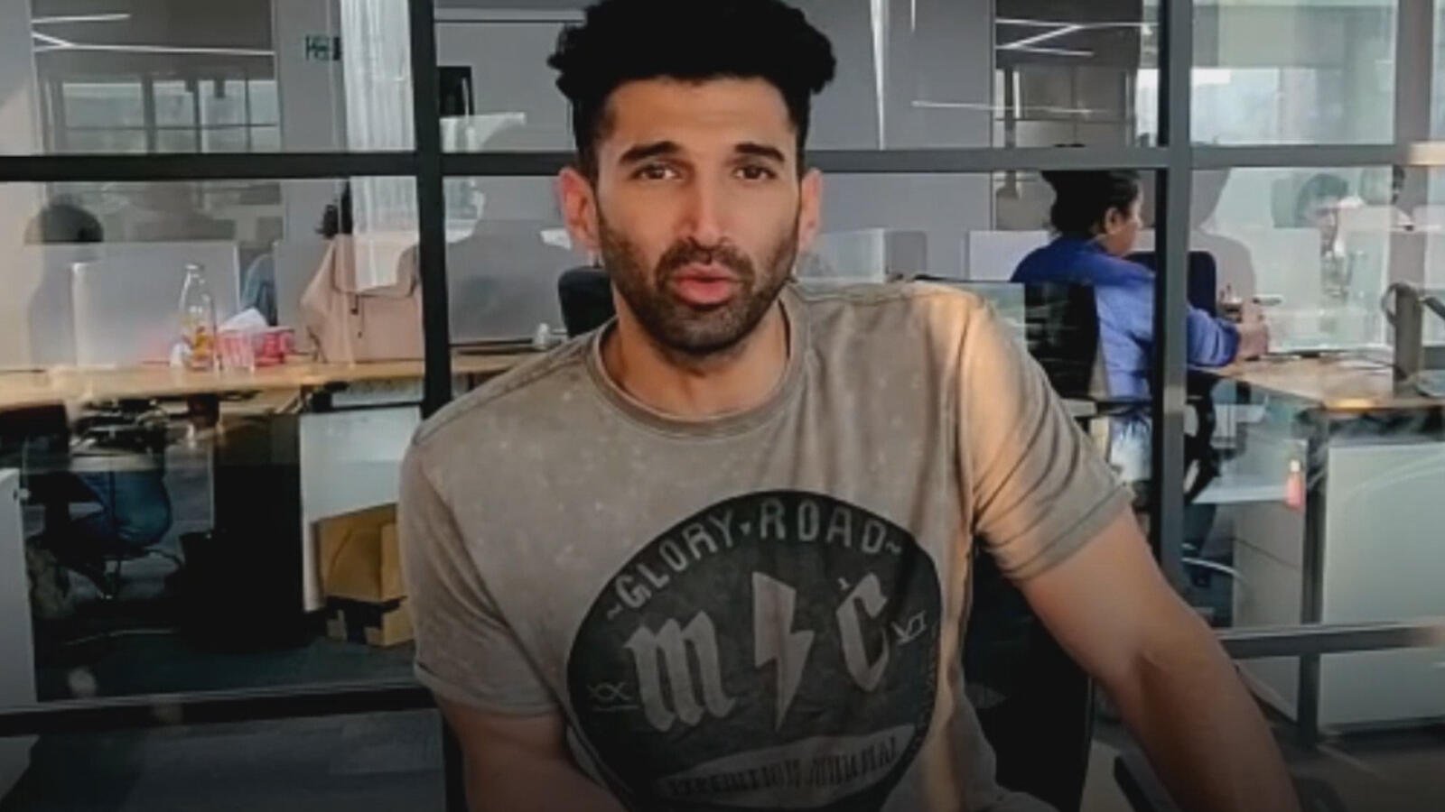 'Malang' actor Aditya Roy speaks about the first ever time he faced the ...