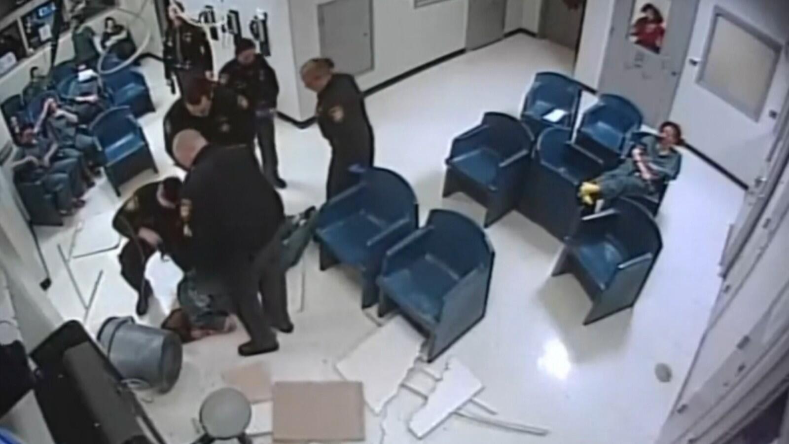 Watch: Inmate falls through ceiling in failed escape in Ohio, USA