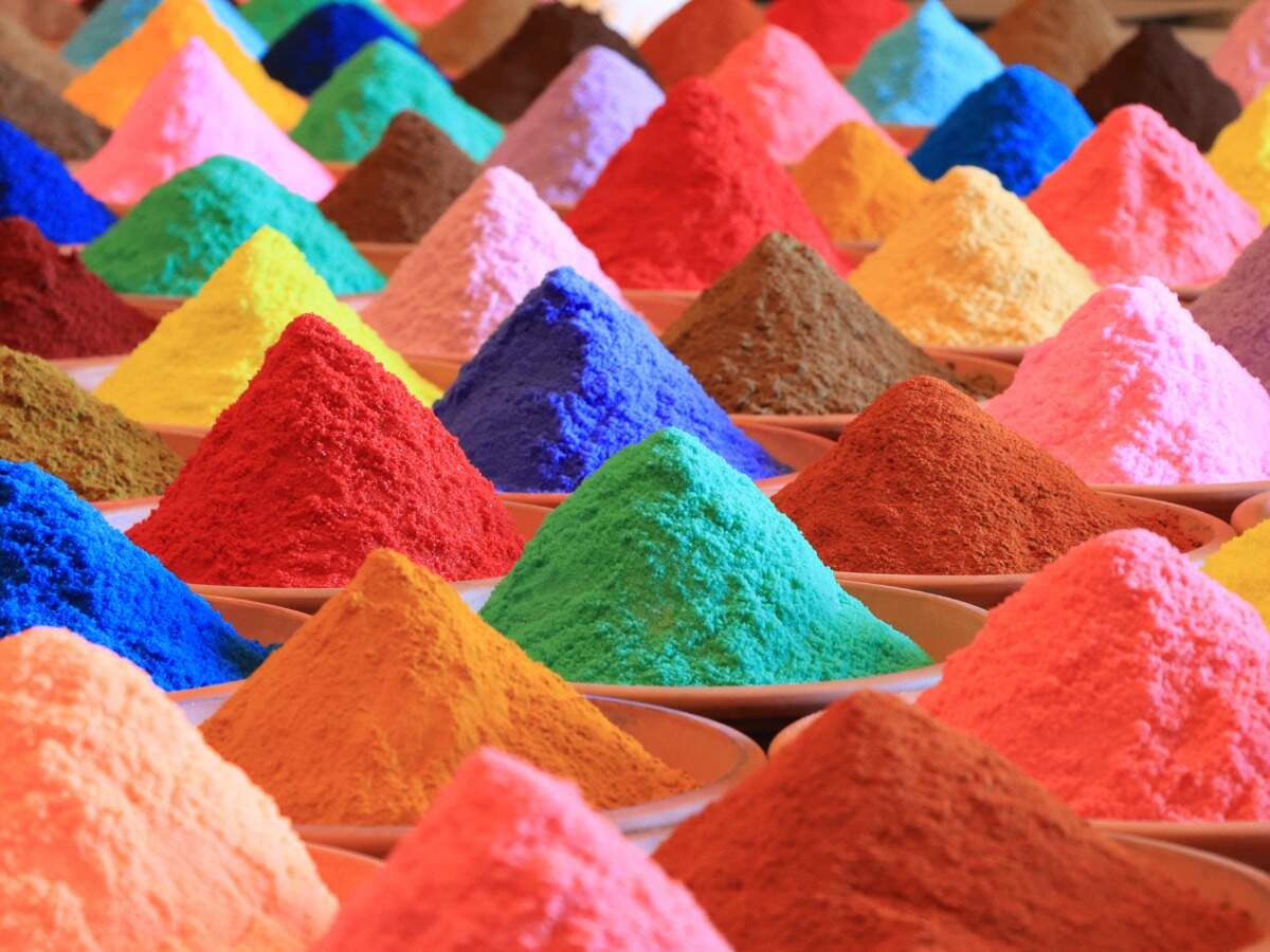 The ultimate self-care guide for a safe Holi