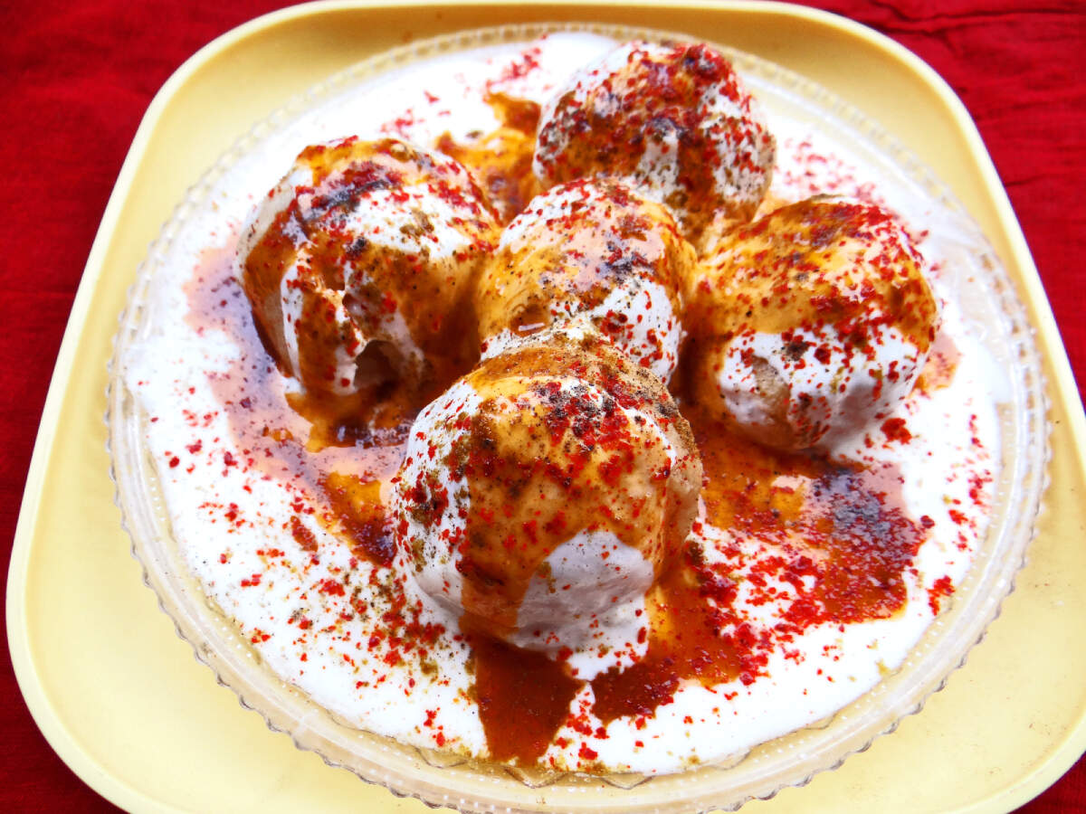 Best places to have Dahi Bhalle in Delhi