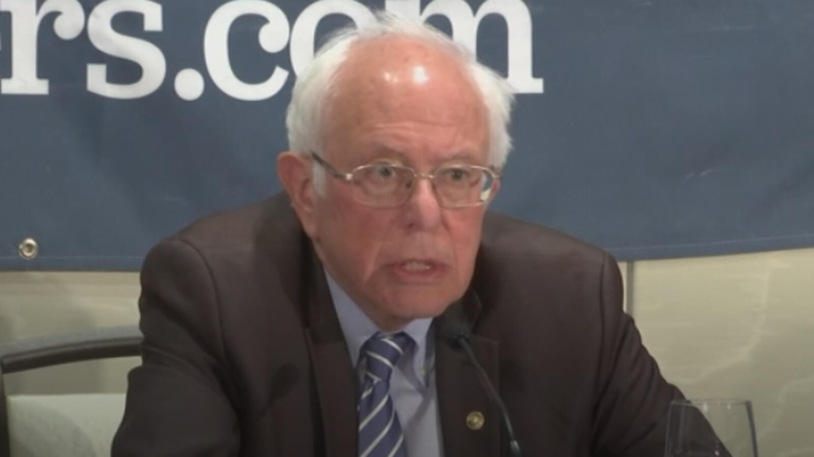 Sanders goes after Trump over coronavirus