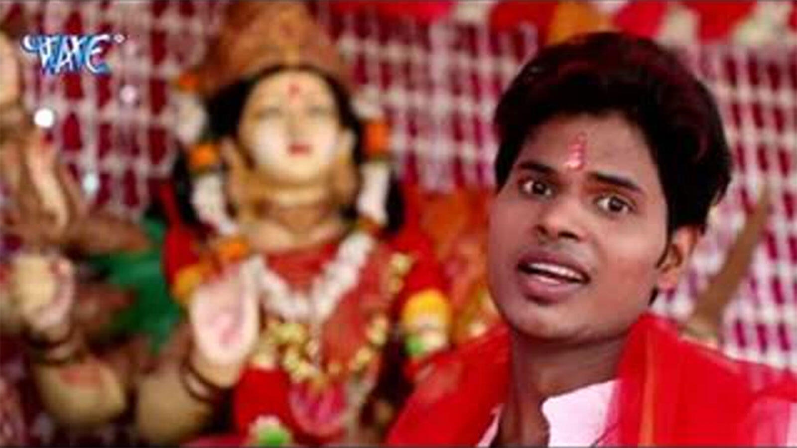 Watch नवरात्री Special Hindi Devi Bhajan, Navratri Song and Aarti Video Song 'Mai Jalpa Kalpa ...