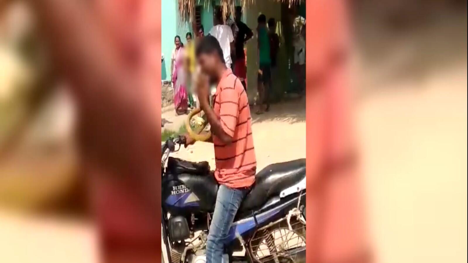 Shocking! Drunk man runs over viper, bites off snake’s skin