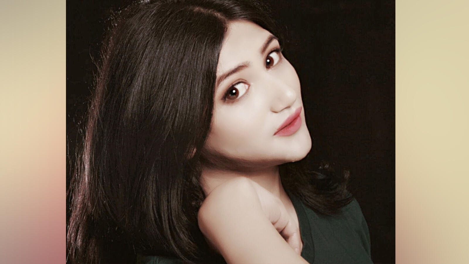 Mahika Sharma reconnects with her mother after two years