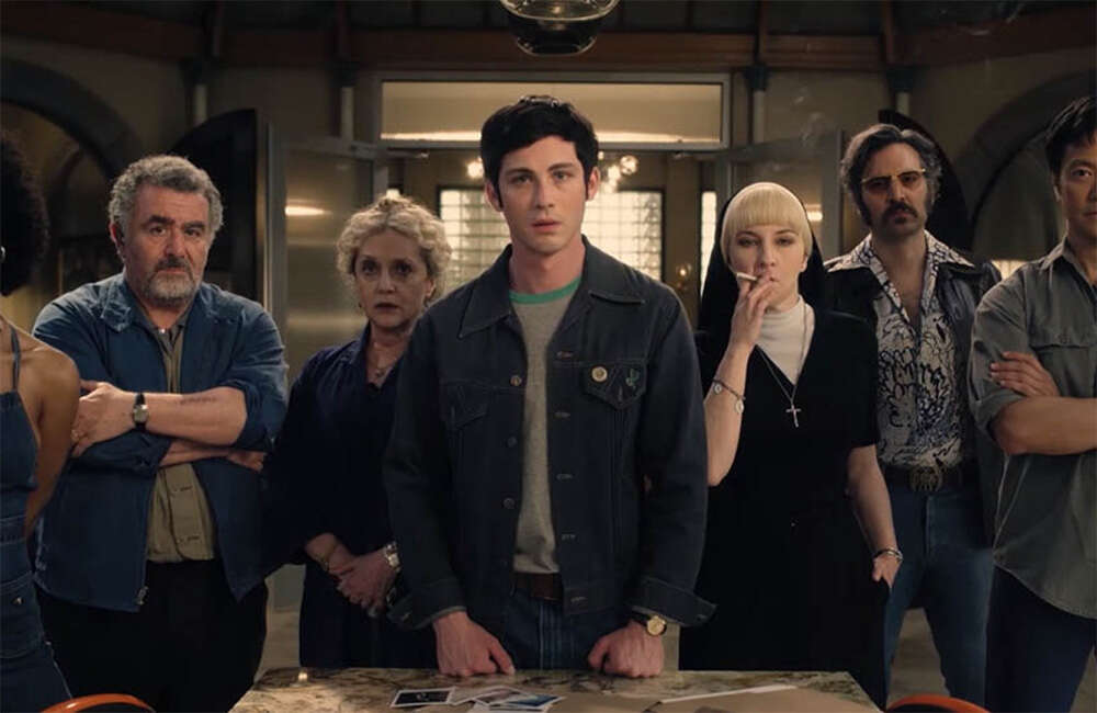 Hunters Season 1 Review: Interesting premise gone awry in execution