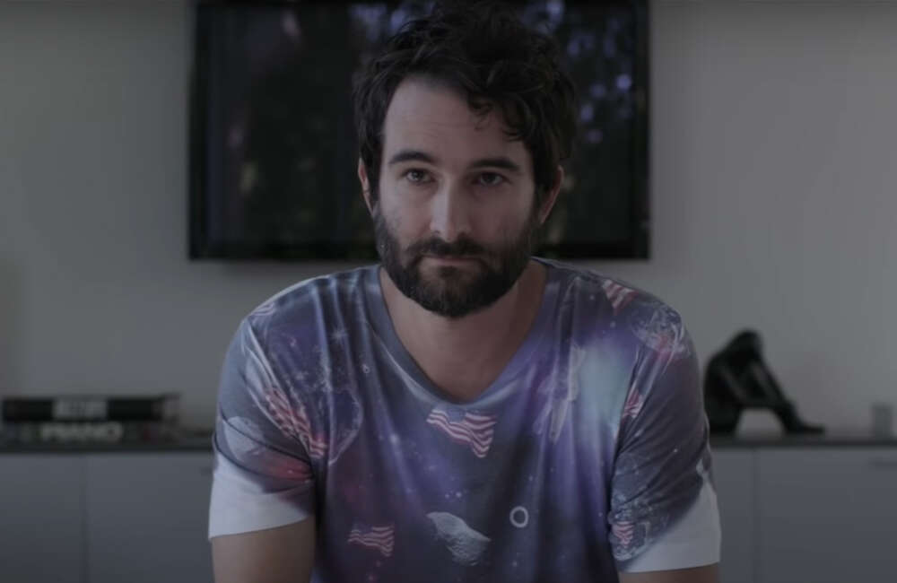 Transparent Season 1 Review: A sensitive comedy surrounding a trans ...