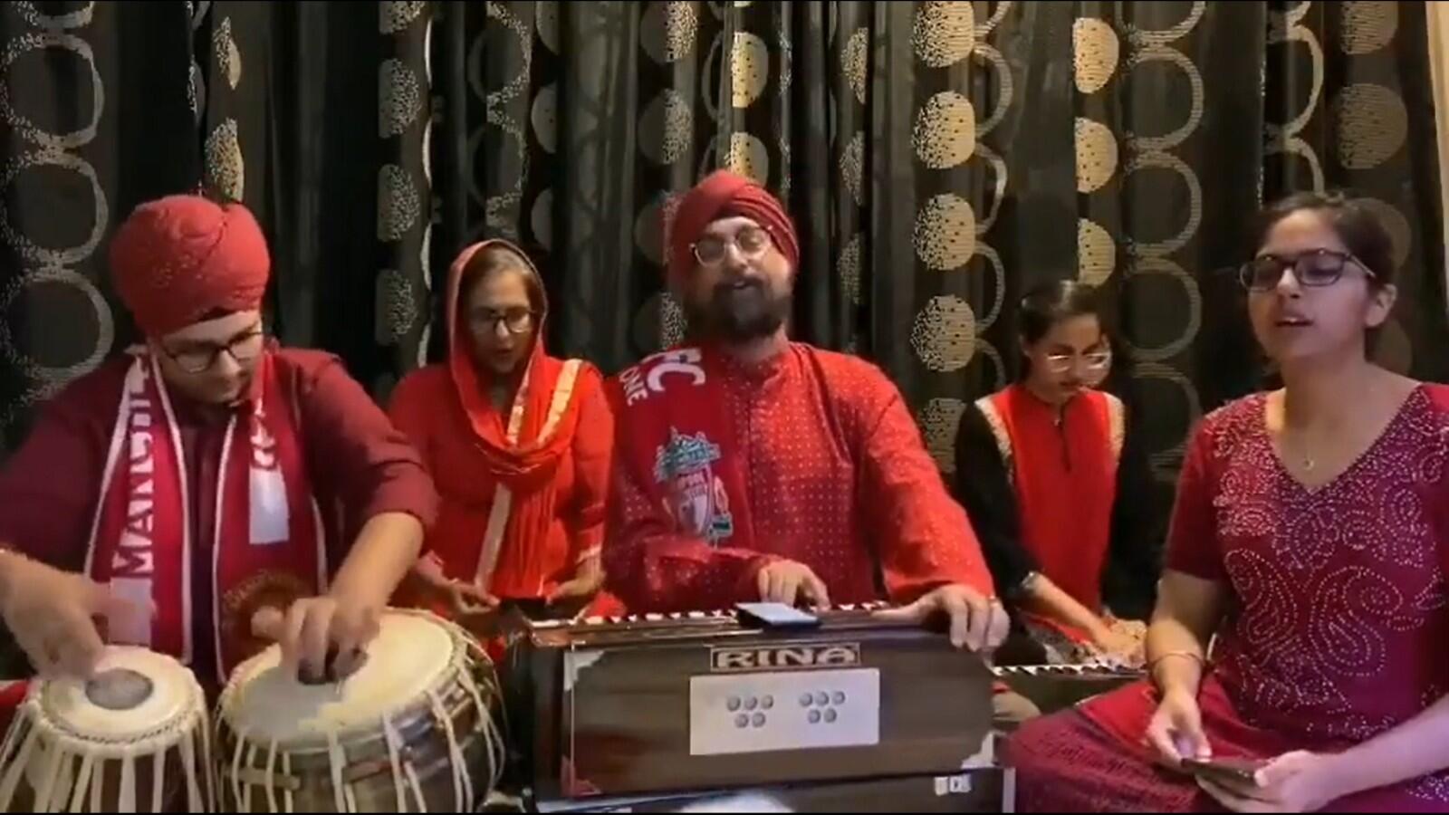 Liverpool FC super-fan sings club anthem “You’ll never walk alone” with ...