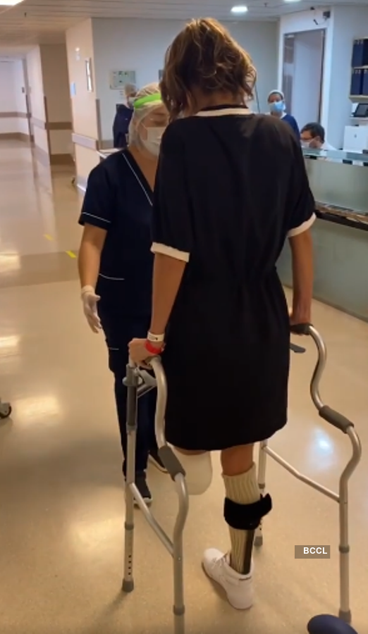 Former beauty queen walks again after left leg being amputated
