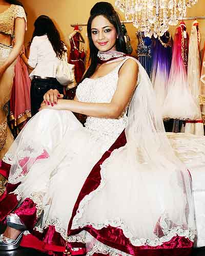 Pam Mehta unveils her new collection- The Etimes Photogallery Page 18