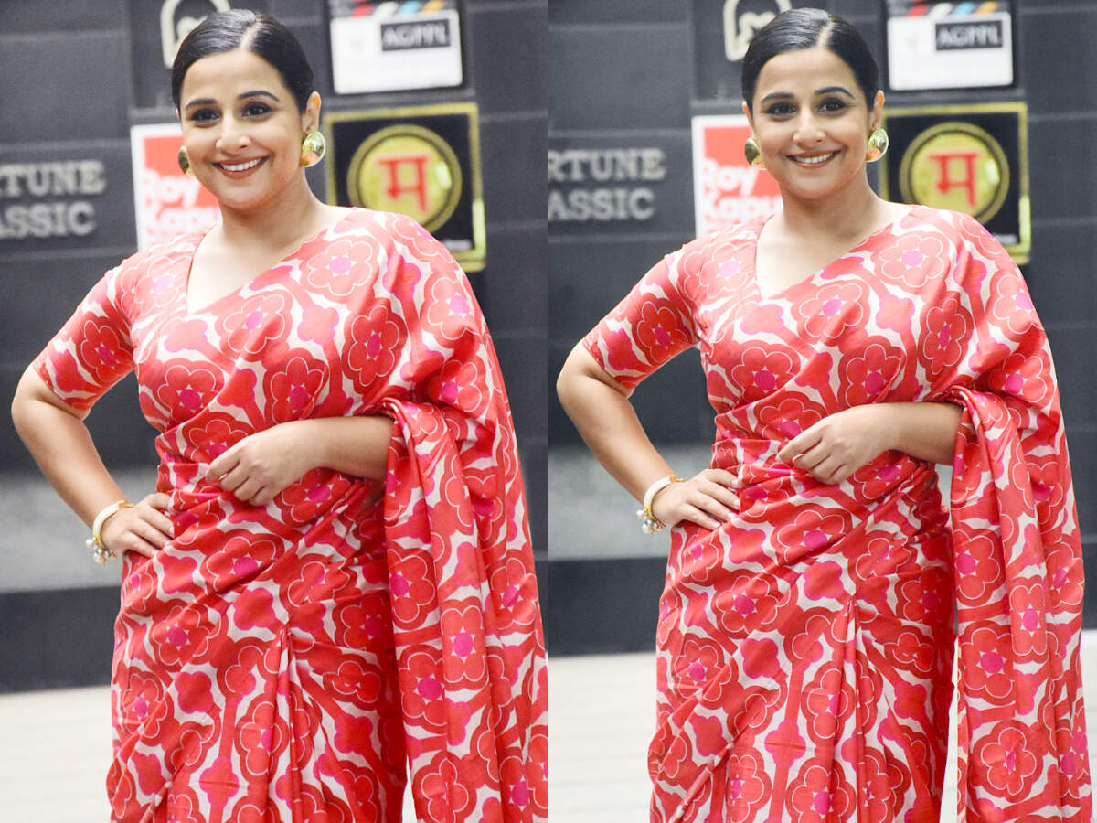 Vidya Balan just wore the most RETRO red sari ever - Times of India