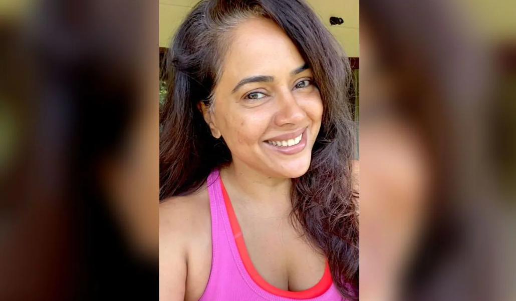 Sameera Reddy stresses on self-acceptance in a heartfelt post