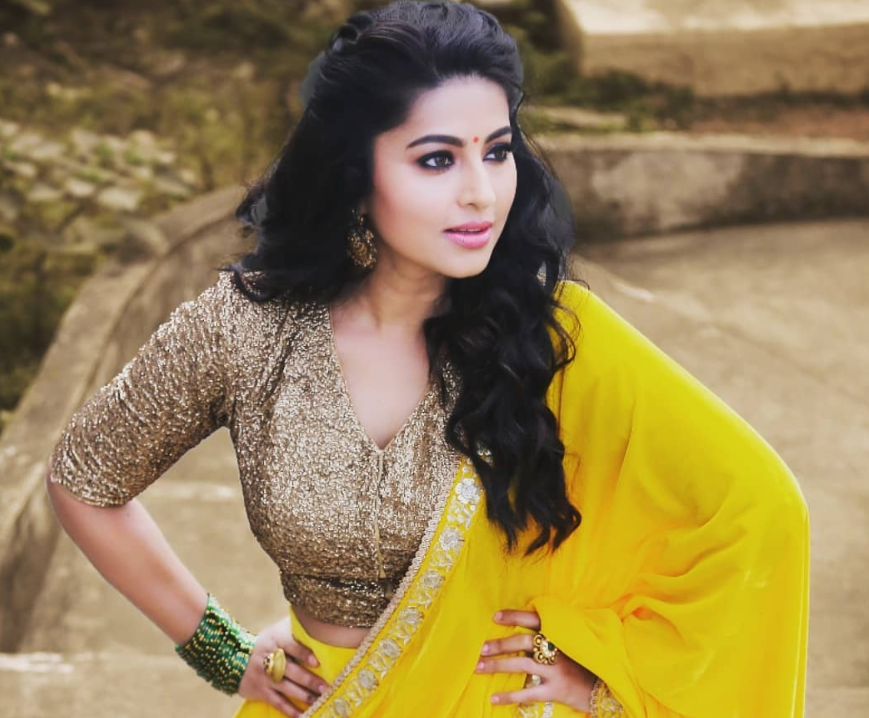 Sneha begins her journey towards a healthier self with a serene workout ...