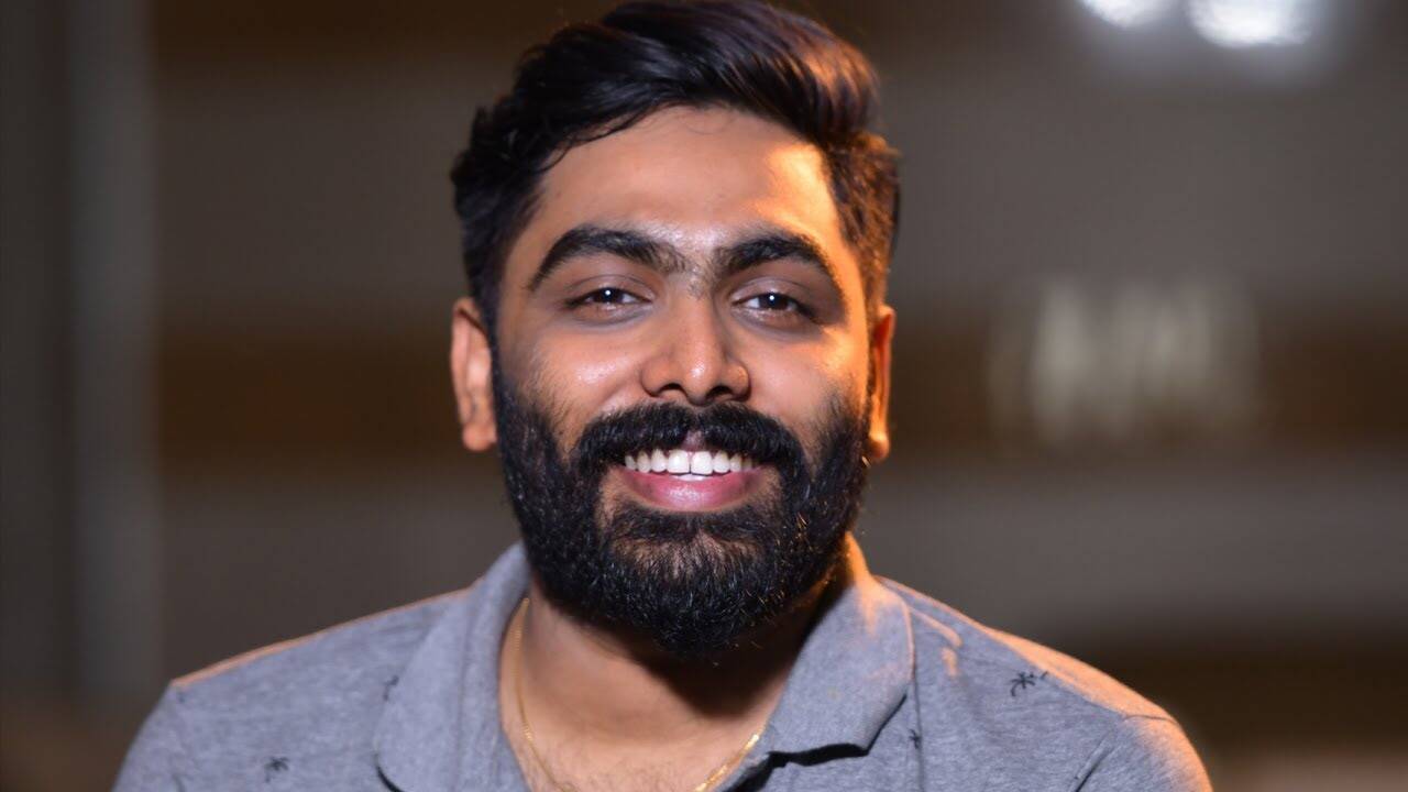 Ranjin Raj sings for Kochi Times online music challenge