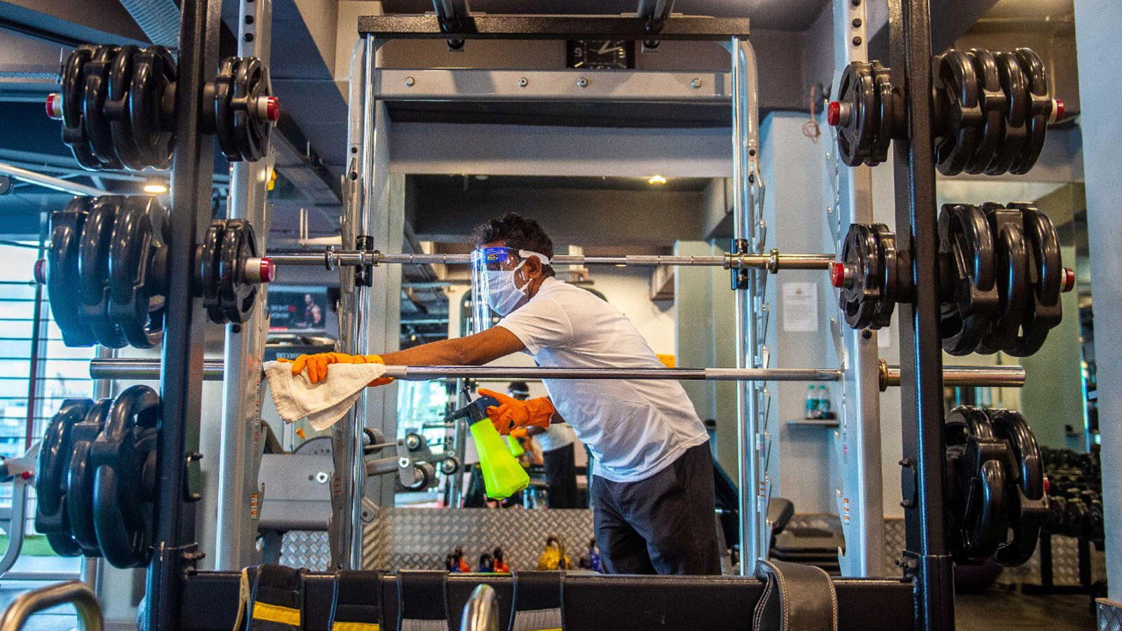 Once gyms reopen, they will have to adhere to new social distancing ...