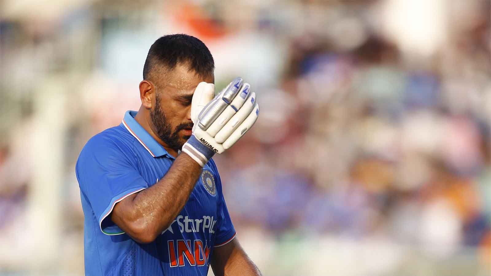 'Nobody knew about Dhoni's decision but there was some kind of indication'