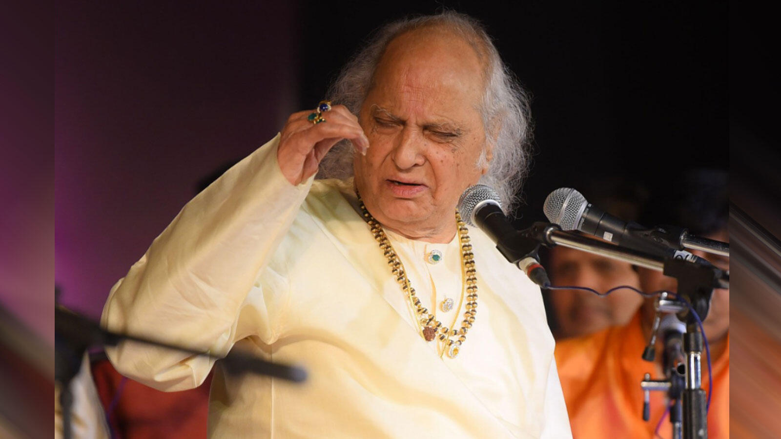 Anup Jalota: Pandit ji ka jaana yaane adhunik Tansen ka jaana