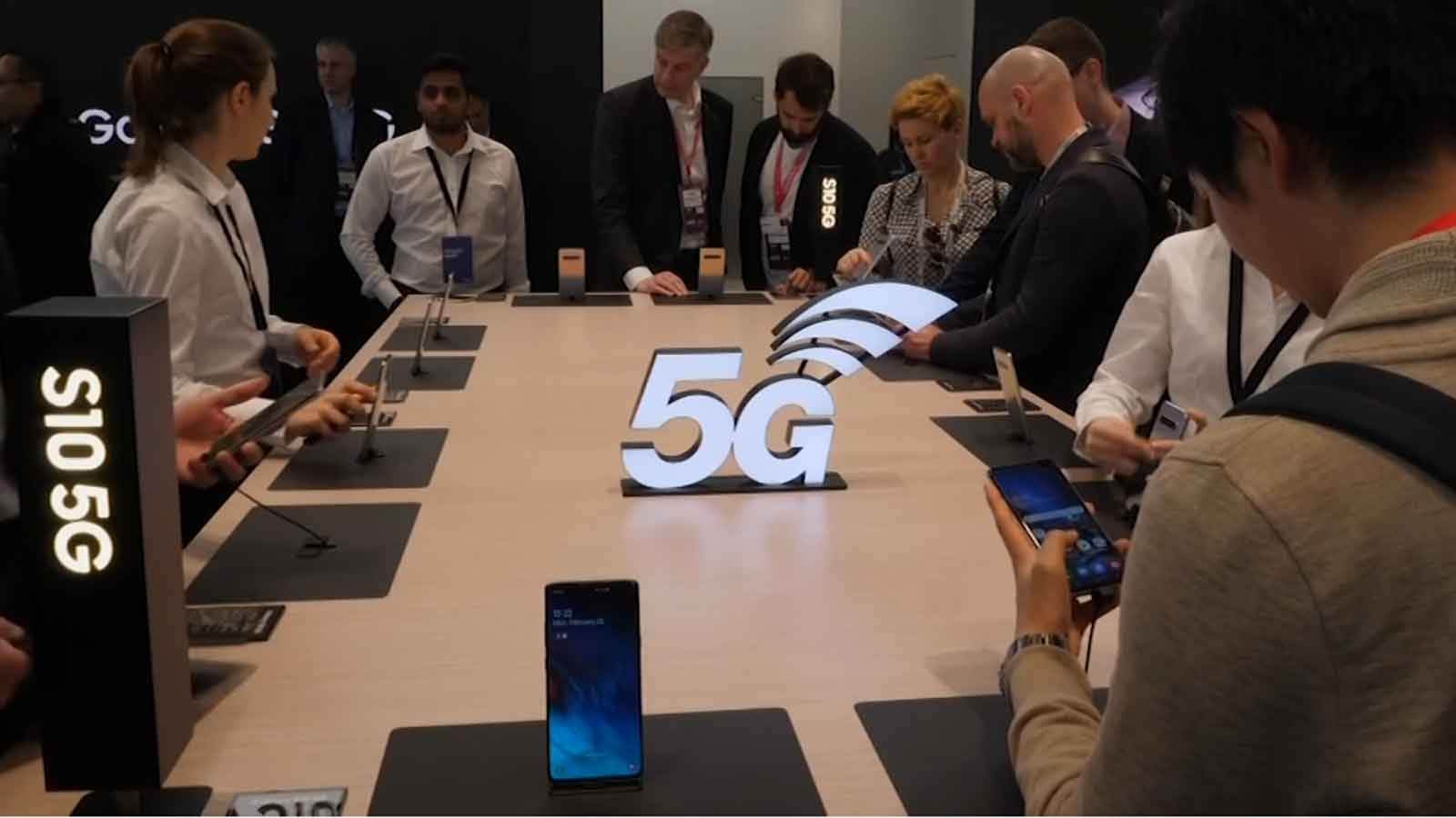 US: 5G still not available to most customers