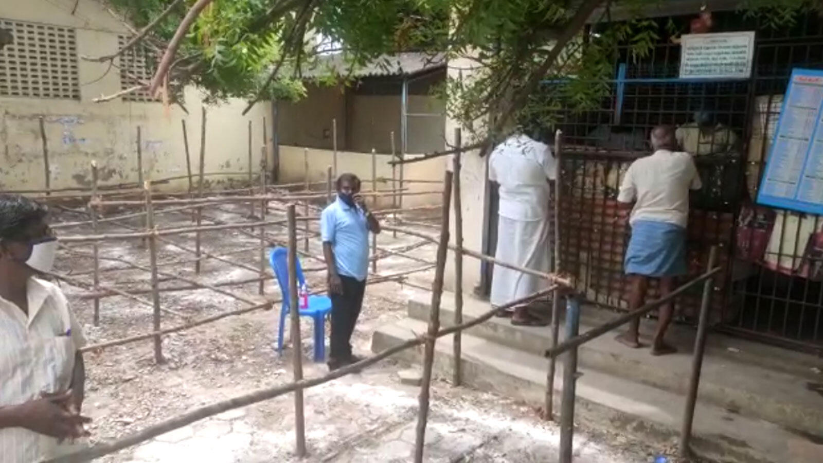 Tipplers show little enthusiasm as liquor shops open in Chennai