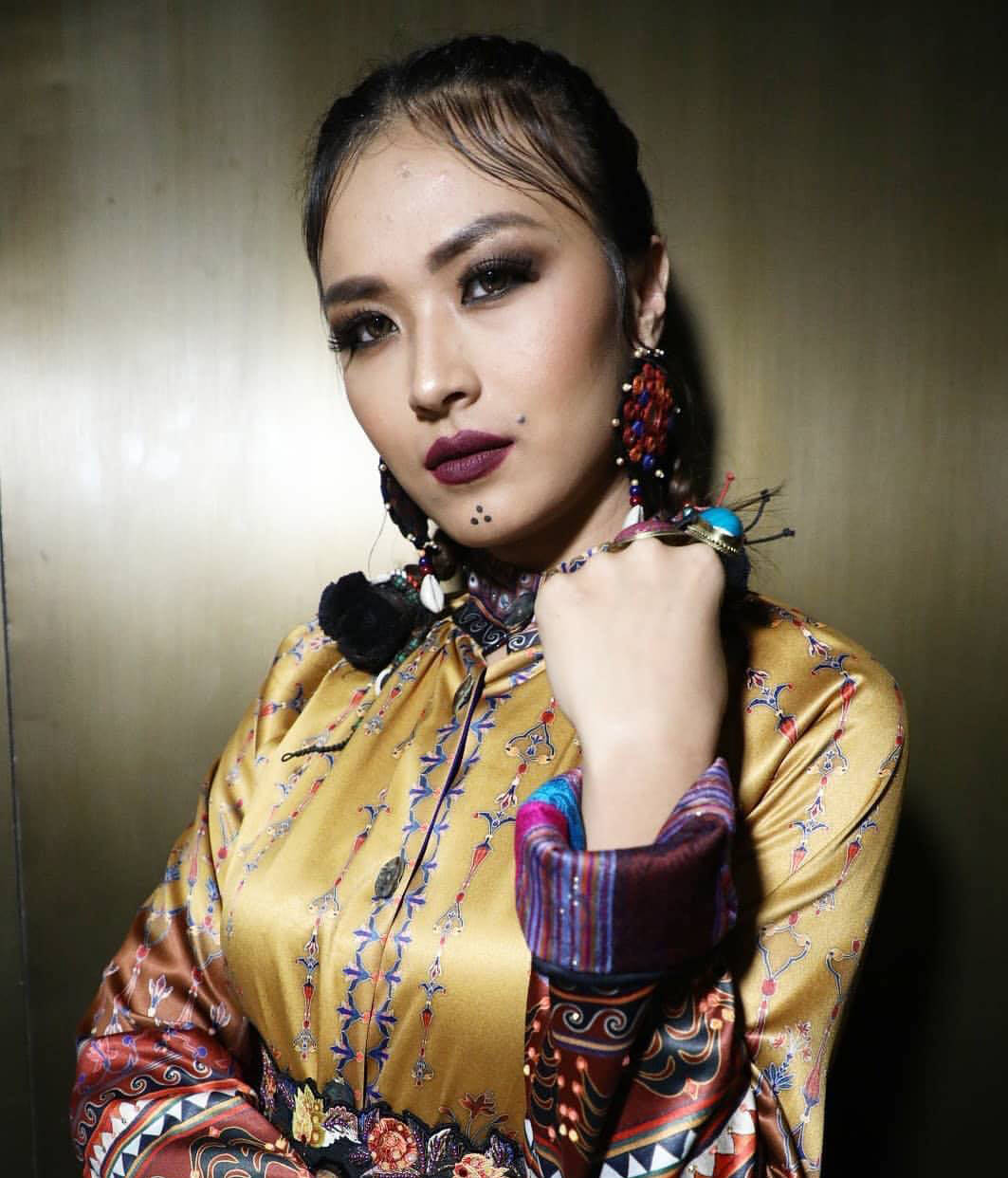 Lalnunthari Rualhleng is turning up the heat with her bewitching photos ...