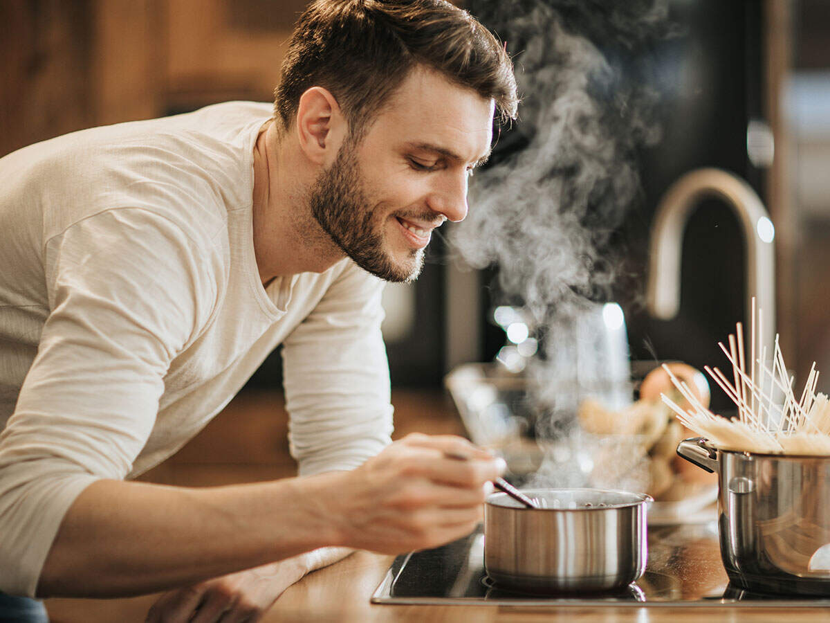 Basic cooking tips for bachelors