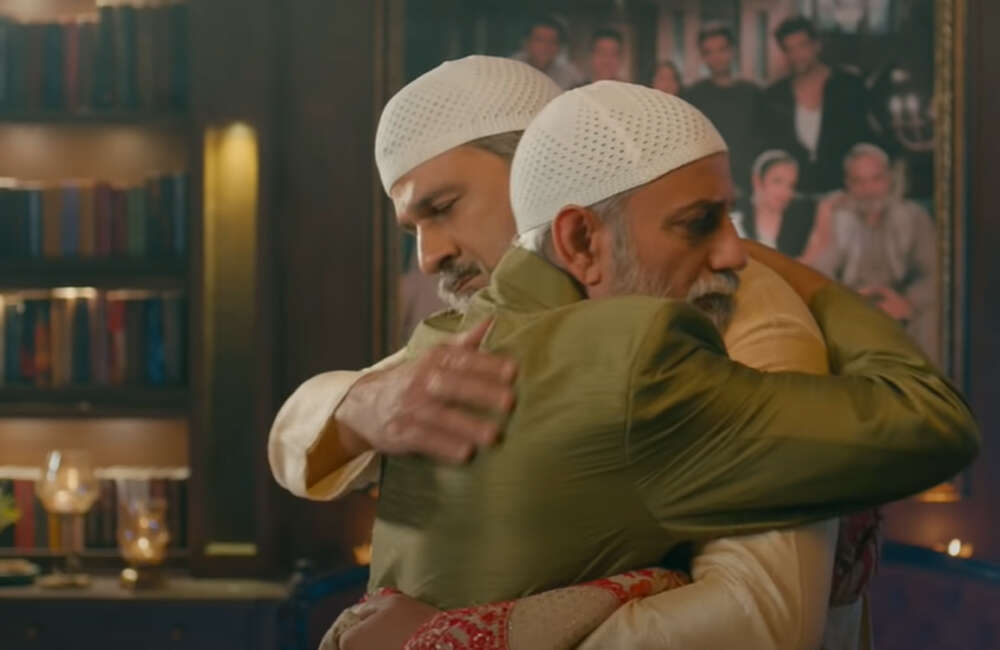 Bebaakee Season 1 Review: A pretty predictable fare of romance and bromance