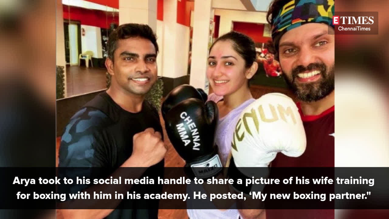 Sayyeshaa joins Arya in boxing training