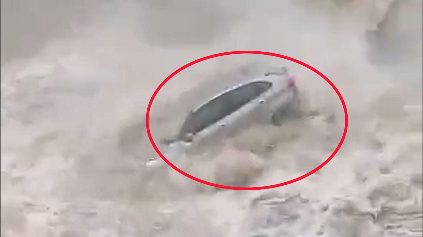 Scary visuals: Cars tossed away like toys in swirling waters at Jogi ...